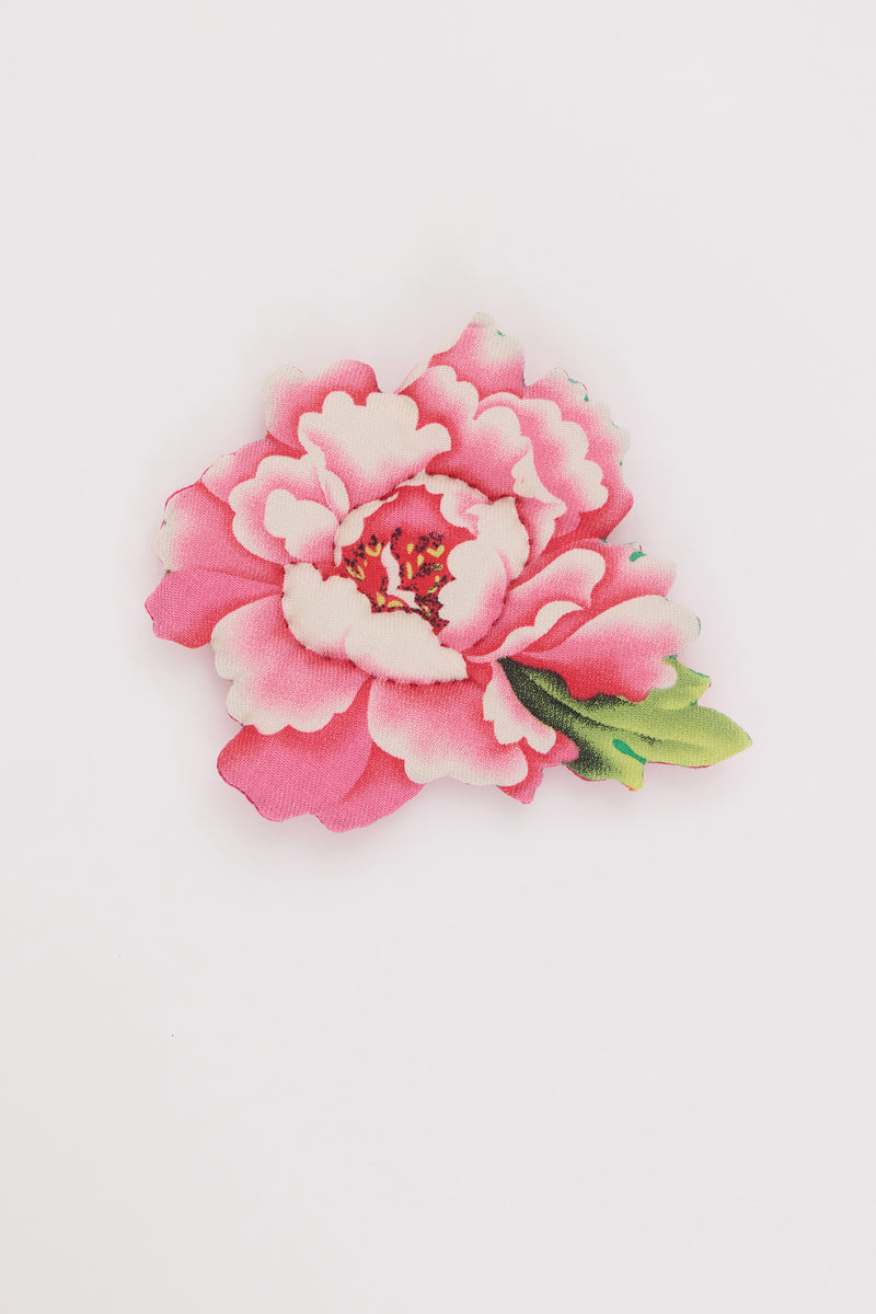 Fabric Brooch (Peony 2026) – Tong Tong Friendship Store